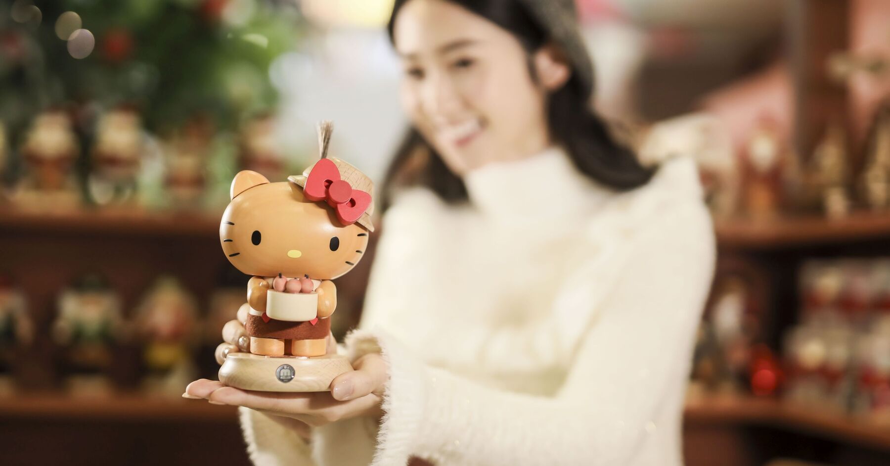 Hello Kitty aus dem Erzgebirge begeistert in Hongkonger Einkaufszentrum ...