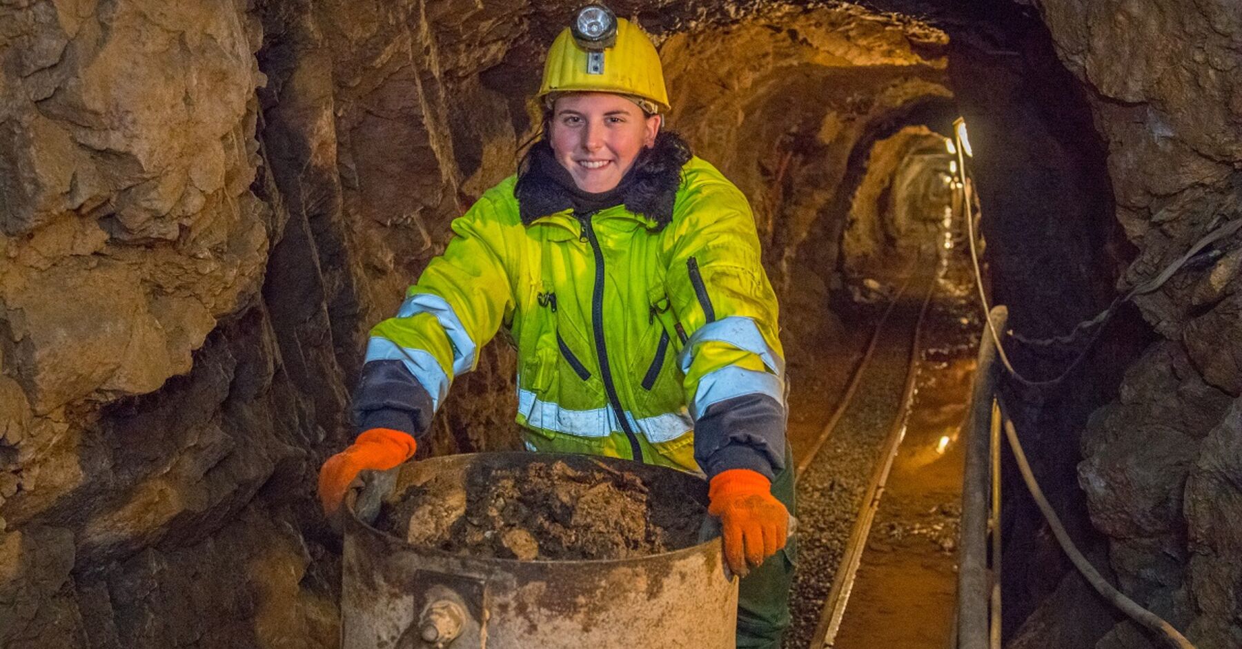 Erste sächsische Bergfrau wird 2019 auch in der Reichen Zeche der TU Bergakademie eingesetzt ...